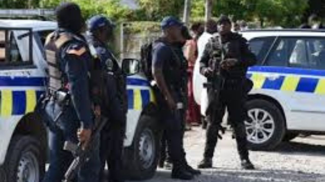 PSTEB and C-TOC conduct operation streamline in Half Way Tree - McKoysNews