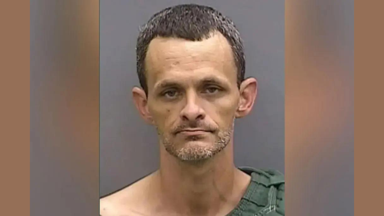 Florida Man Crashed Car Into Convenience Store At High Speed Pinning